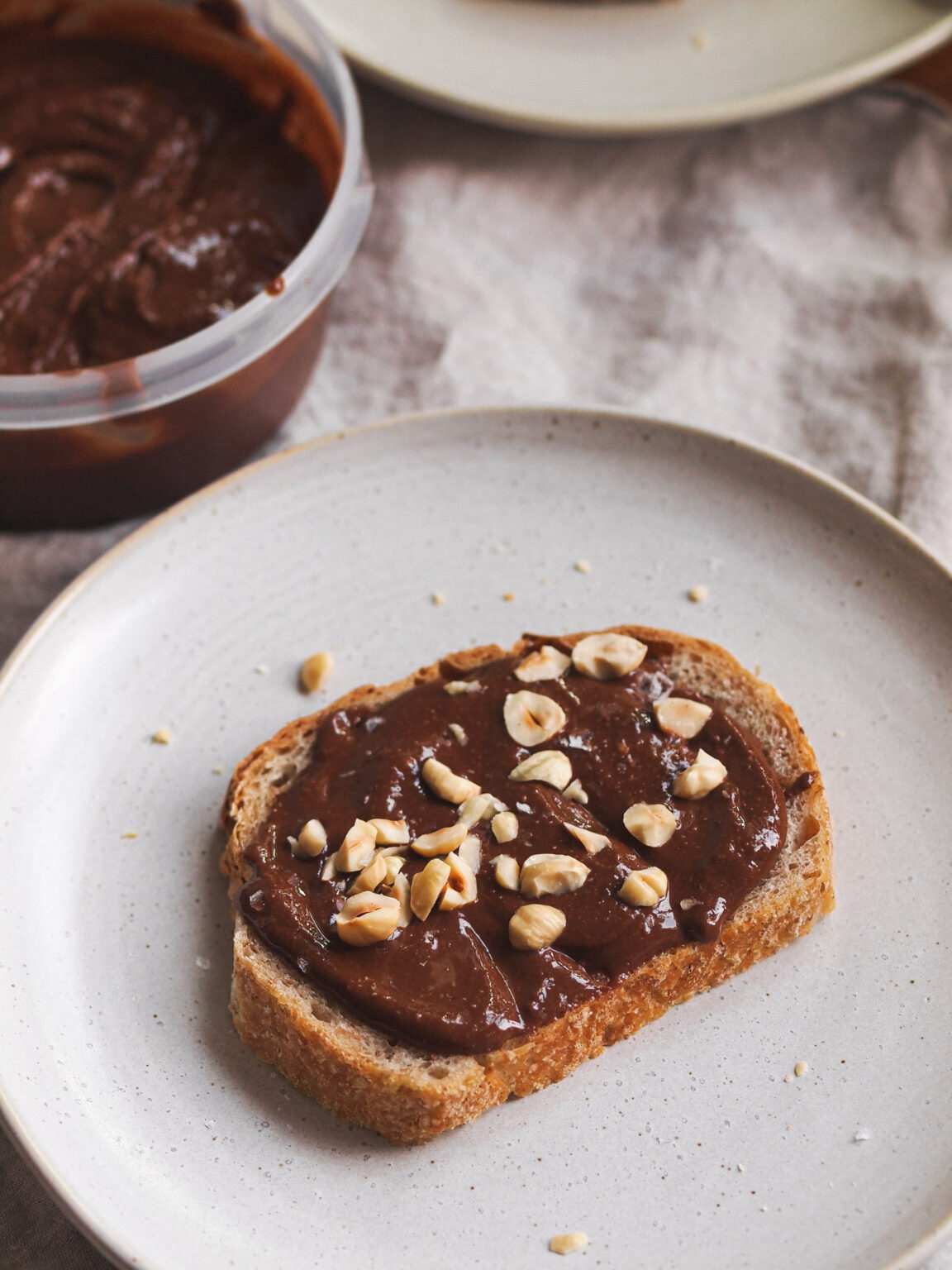 Creamy Vegan Chocolate Hazelnut Spread - baking me healthy